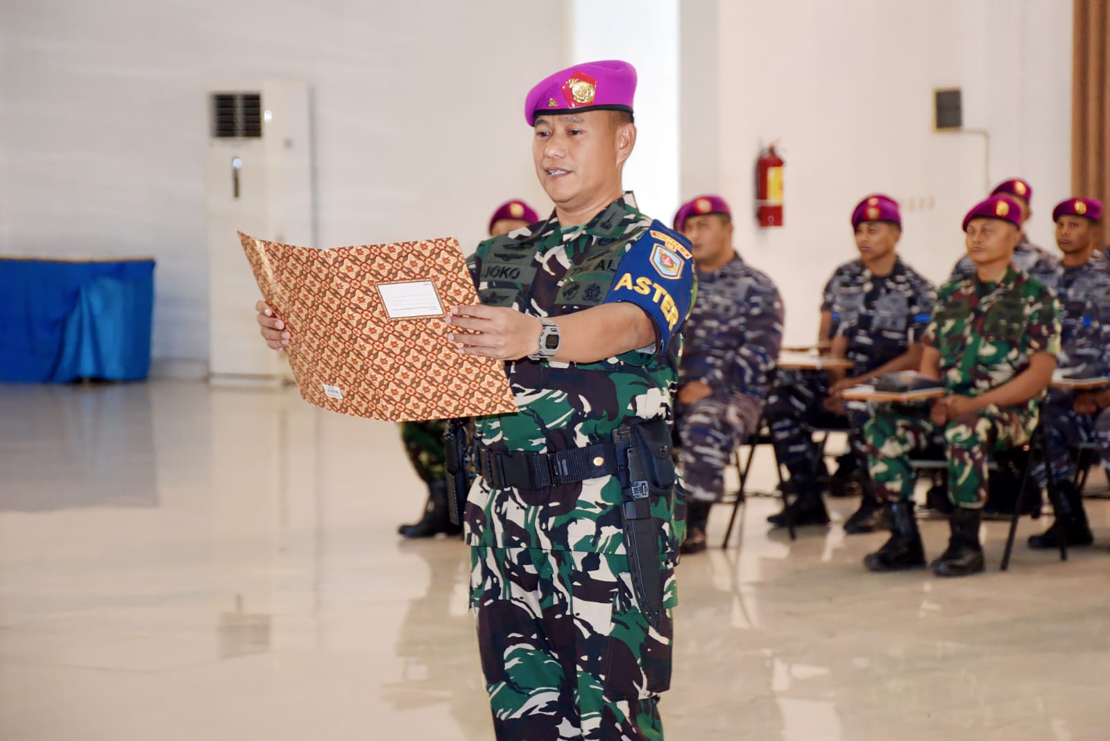 Pembekalan Kemampuan Binpotmar Insan Teritorial Pasmar 2. • Metro Times ...